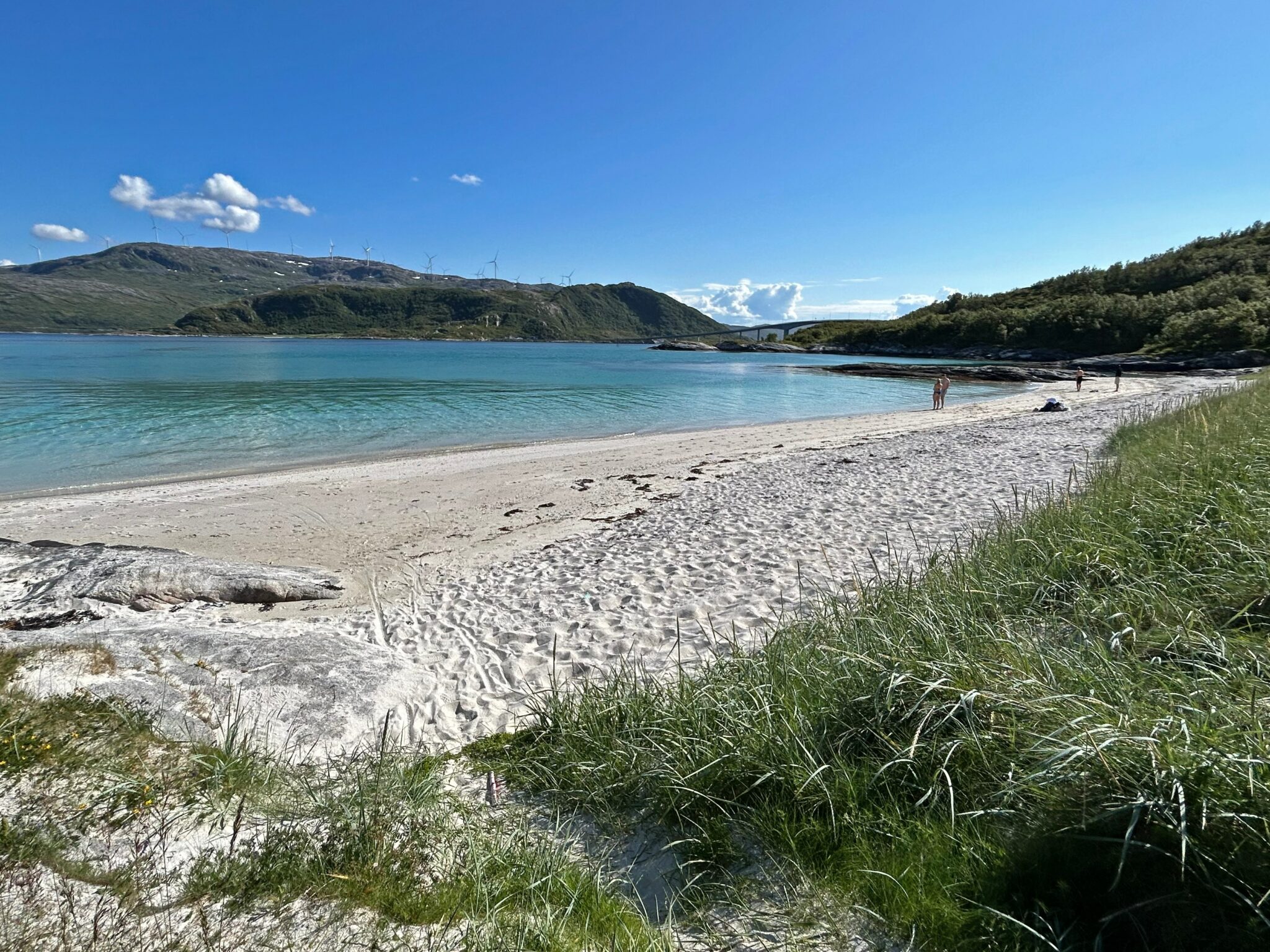 Sydenstemning i Tromsø: Her finner du de fineste badestrendene - Linns ...